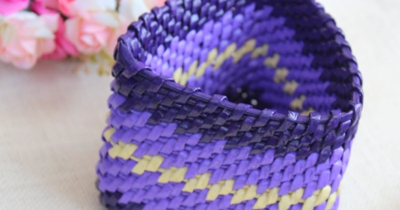 Newspaper Weaving - Triangular Pen Stand | Paper N Pearlz