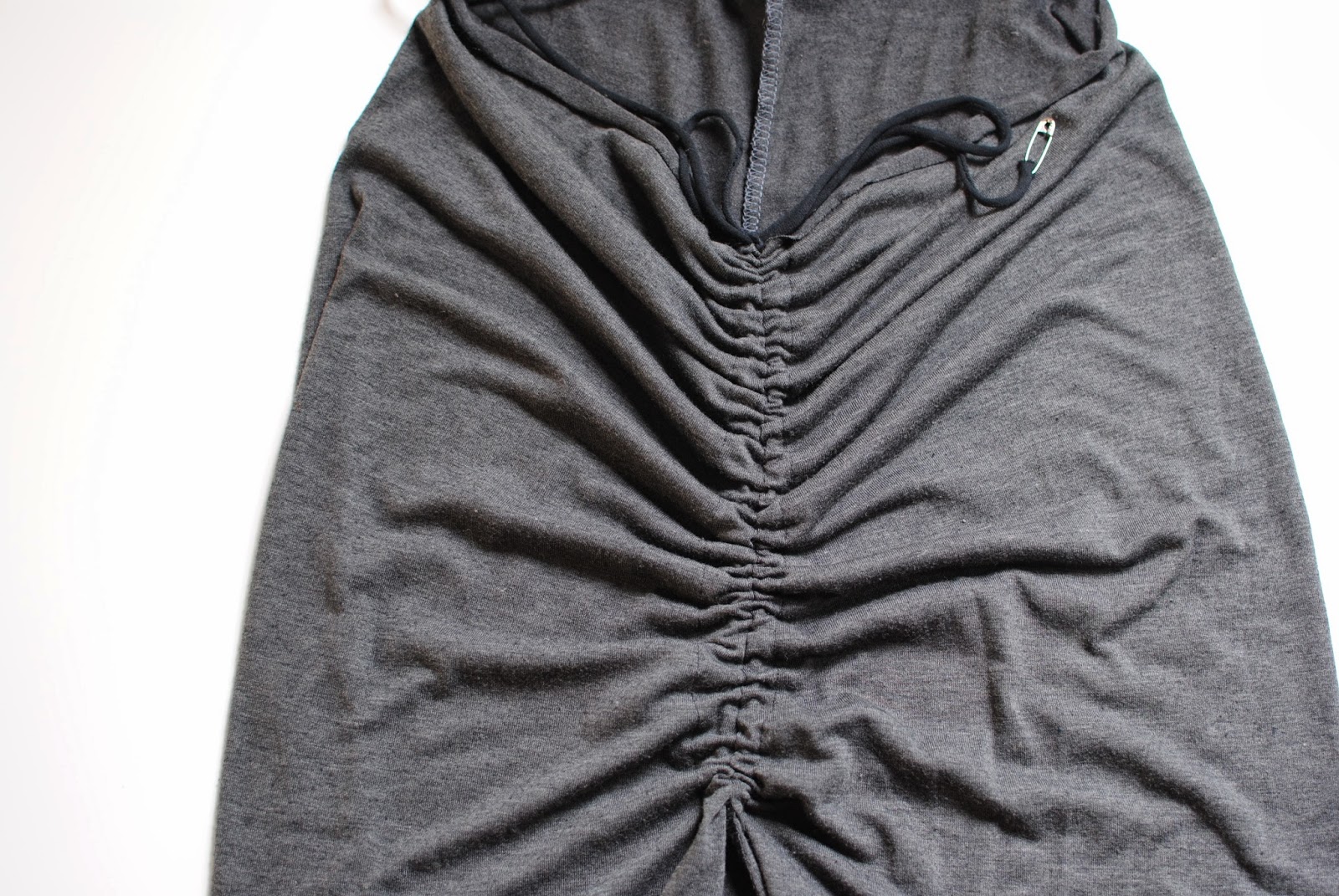 Trash To Couture: DIY ruched maxi skirt.