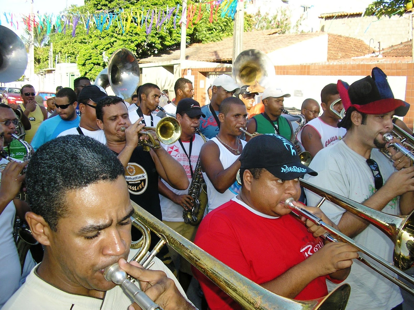 FREVOS FAMOSOS - GRANDES COMPOSITORES DE FREVO ~ Musicaria Brasil