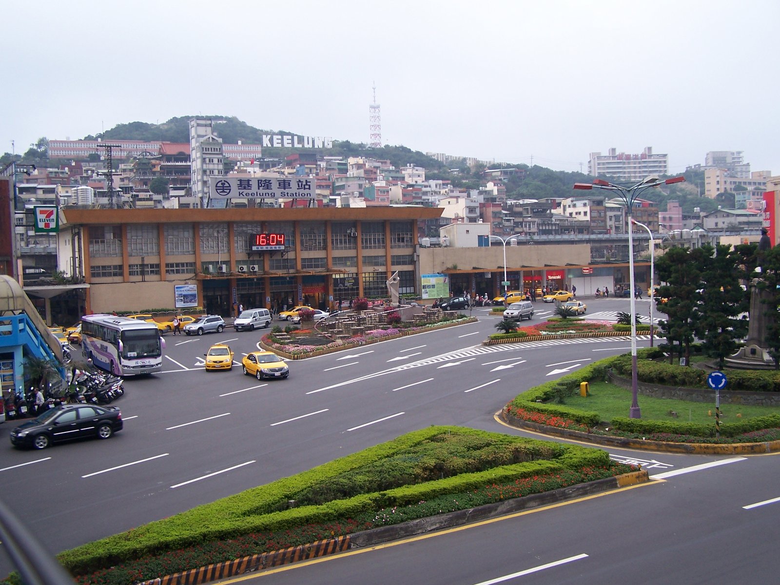 Tour Taiwan: Keelung Train Station