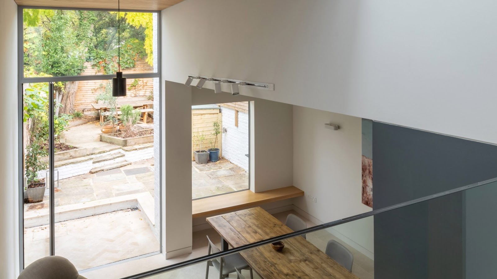 Proctor and Shaw's Soffit House extension wins Don't Move, Improve ...