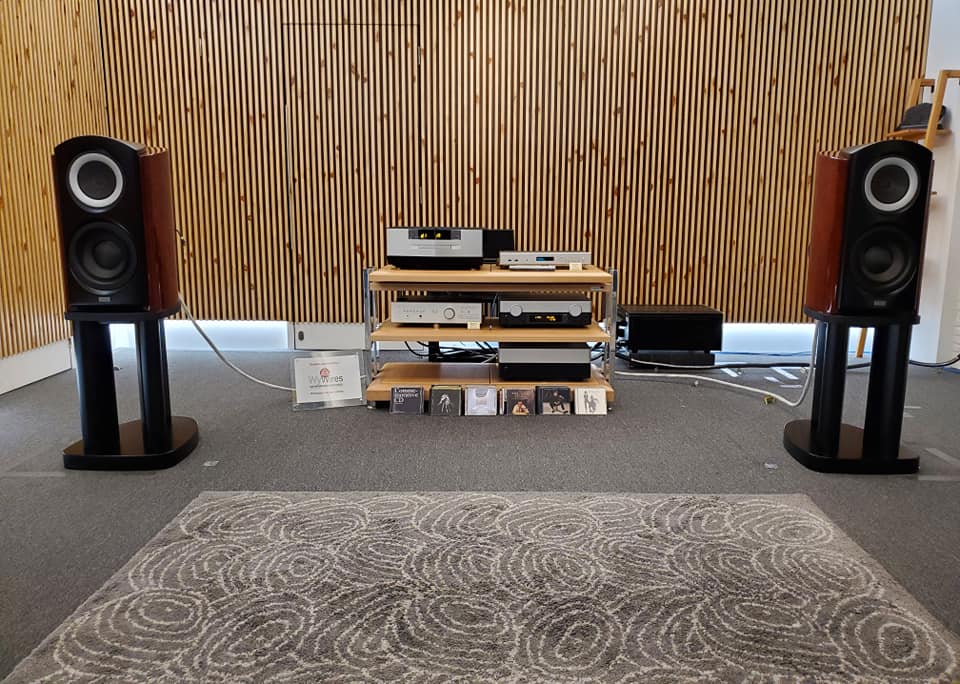El Hefe HiFi Reviews: Technical Audio Devices (TAD) - A Full Set Up ...