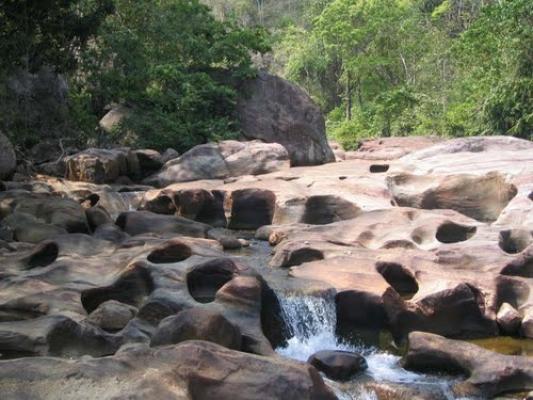 Kaalikesam Waterfalls Kanyakumari