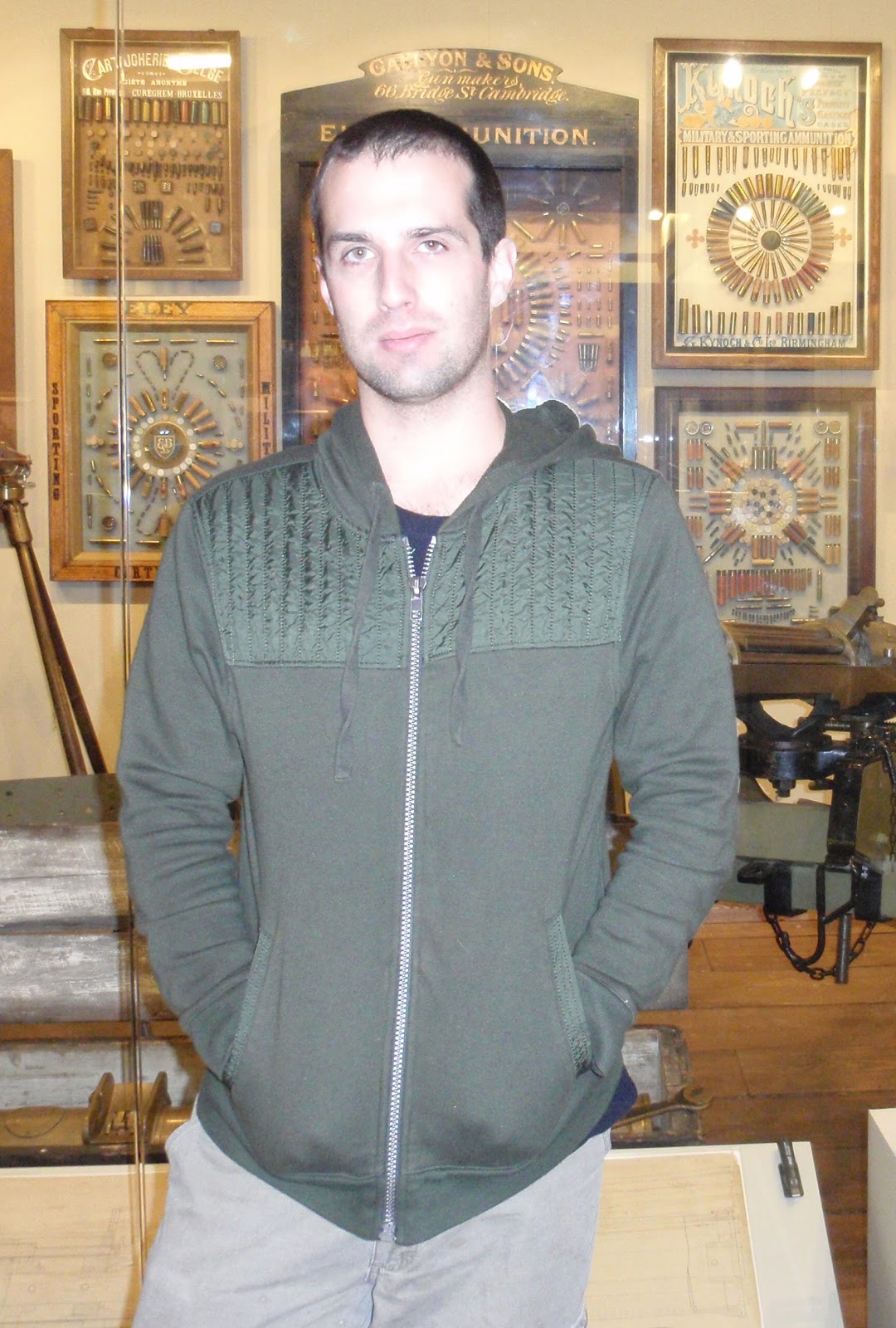 Layered Pages II : Interview with Author Lee Davis