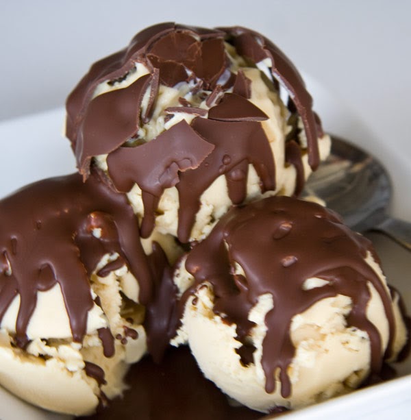 Kneady Sweetie: Homemade "Magic Shell" Ice Cream Topping