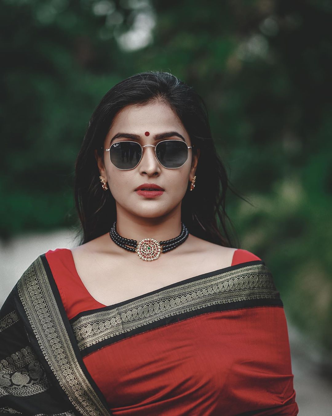 Actress Remya Nambeesan New Stunning Photo shoot Pics