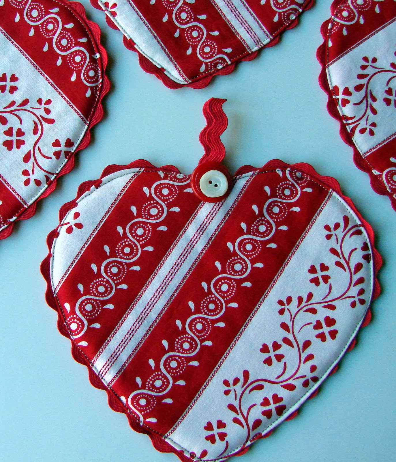 In a Thread: Inimioare, inimioare!