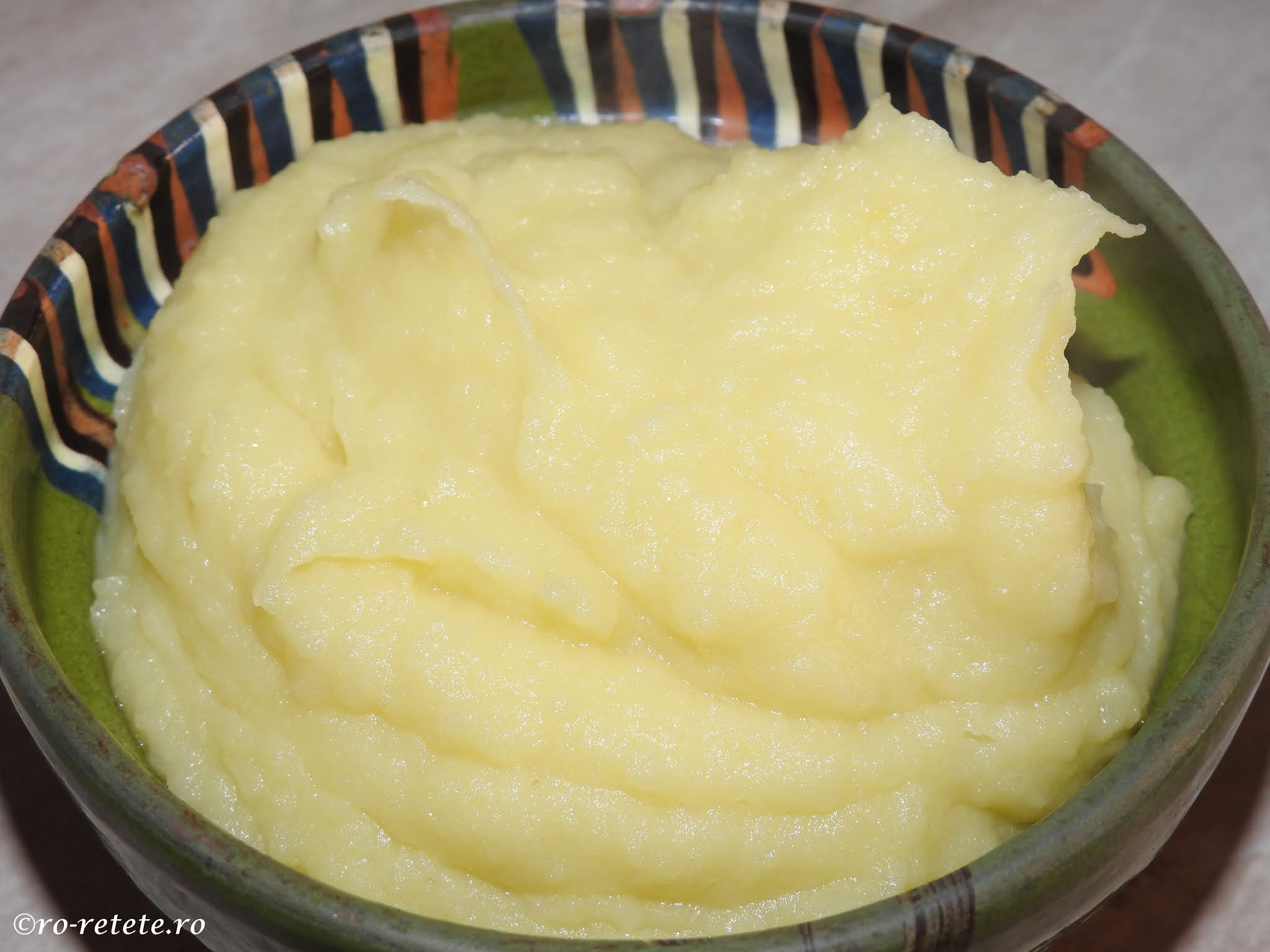 Piure de cartofi reteta | Retetetraditionaleromanesti.ro