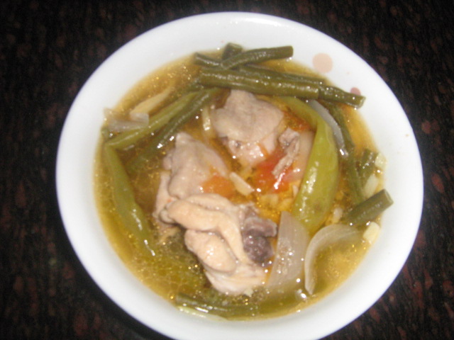 Dish is Eat: sinigang na manok.. mmmmmm...