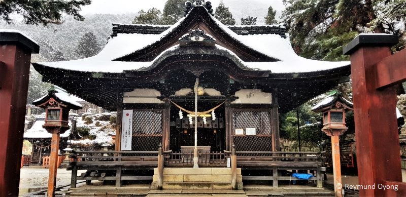 Shiga Prefecture: Shirahige Shrine - The Hidden Floating Torii Gate ...
