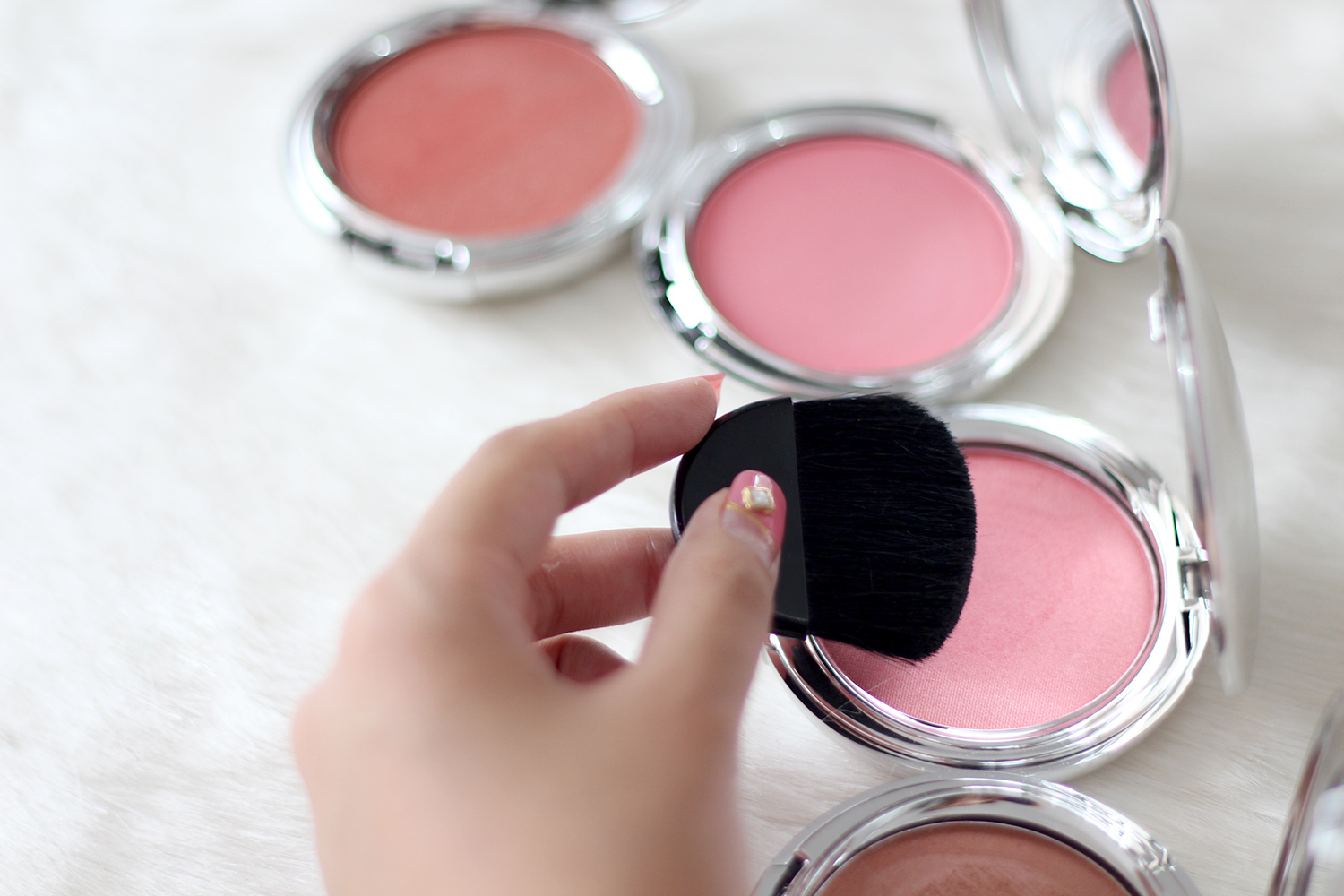 ULTIMA II Delicate Blush Review | Milk Mochi