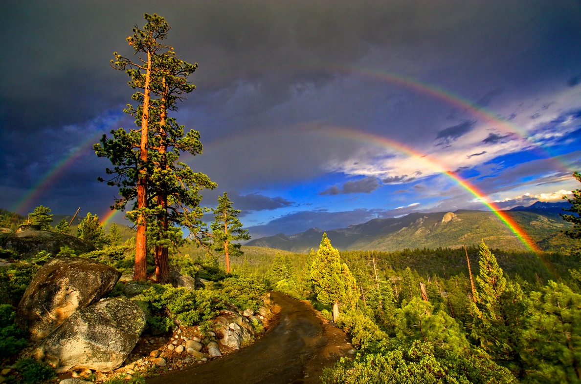 Gambar Pelangi Yang Sangat Indah | Kumpulan Gambar