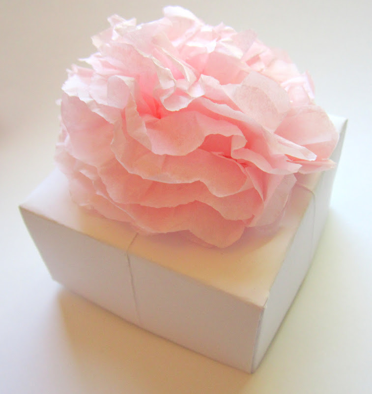 B.B. Bellezza Handcrafted Jewelry: Flower Top Gift Box Tutorial
