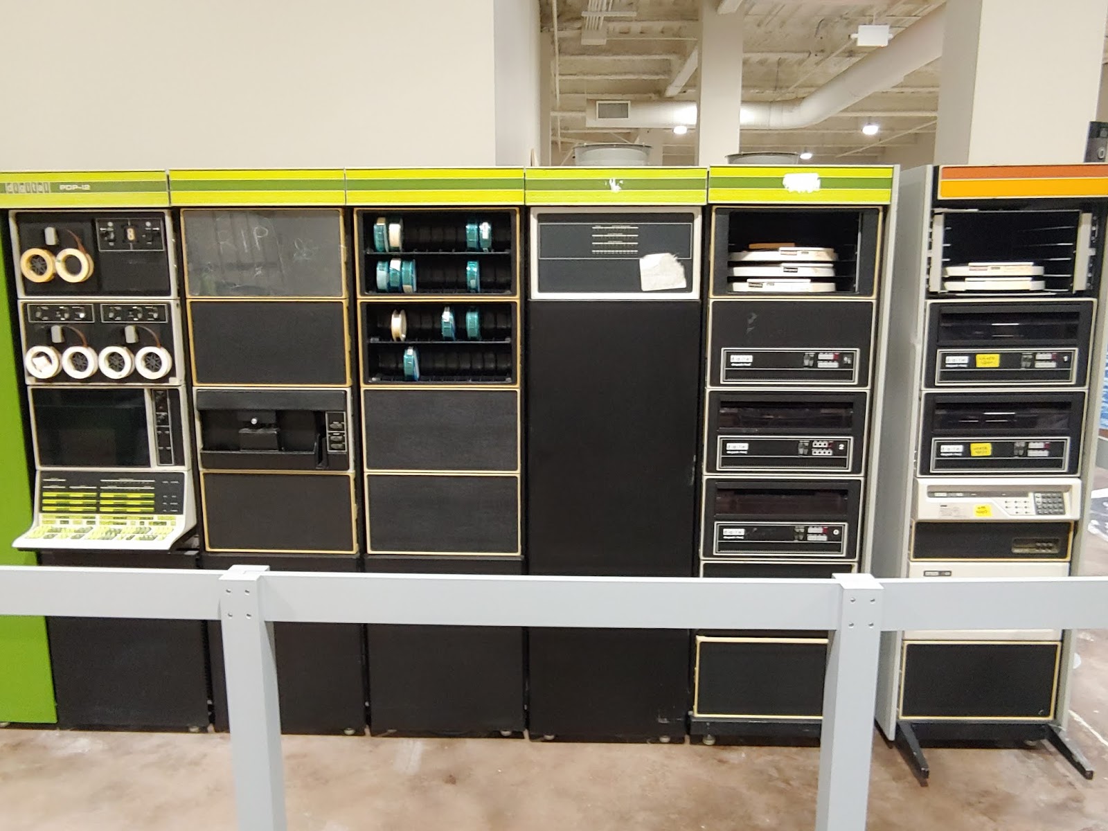 Computer museum, Hobbyist, Computers, Microcomputers, and Amateur Radio ...