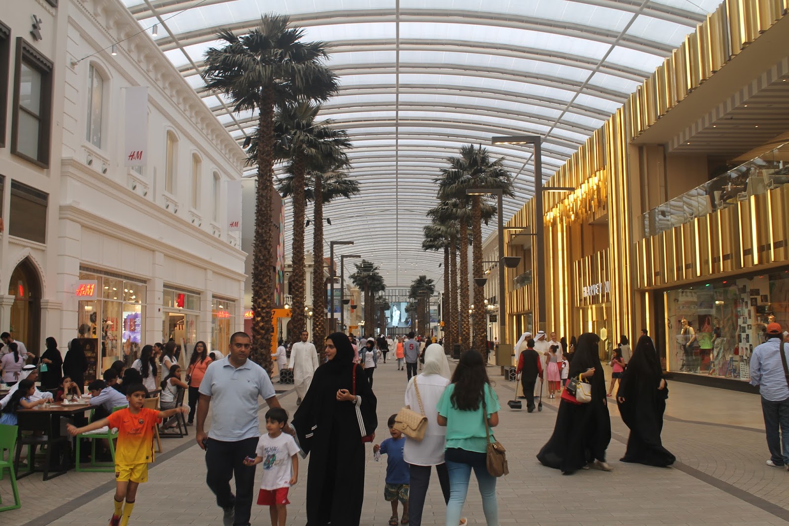 Campbell W. - Kuwait Summer 2013: Dubai, Kuwaiti Stock Exchange, TV ...