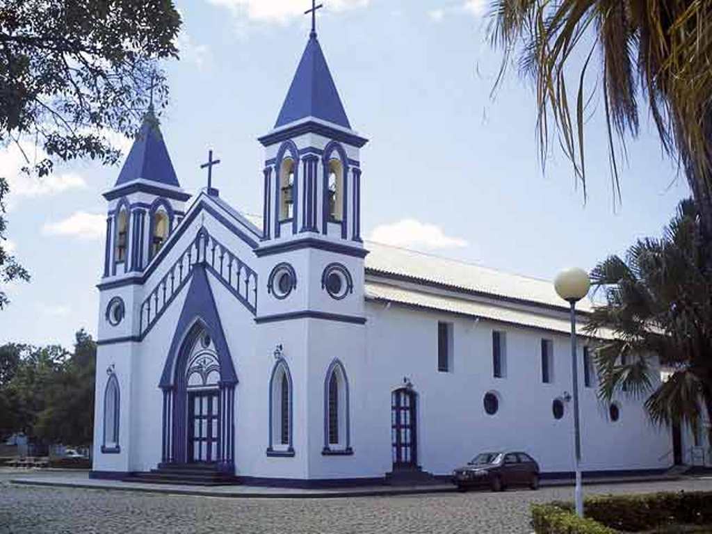 TURISTANDO PELO MUNDO: POMPEU / MAIOR BACIA LEITEIRA DO BRAZIL