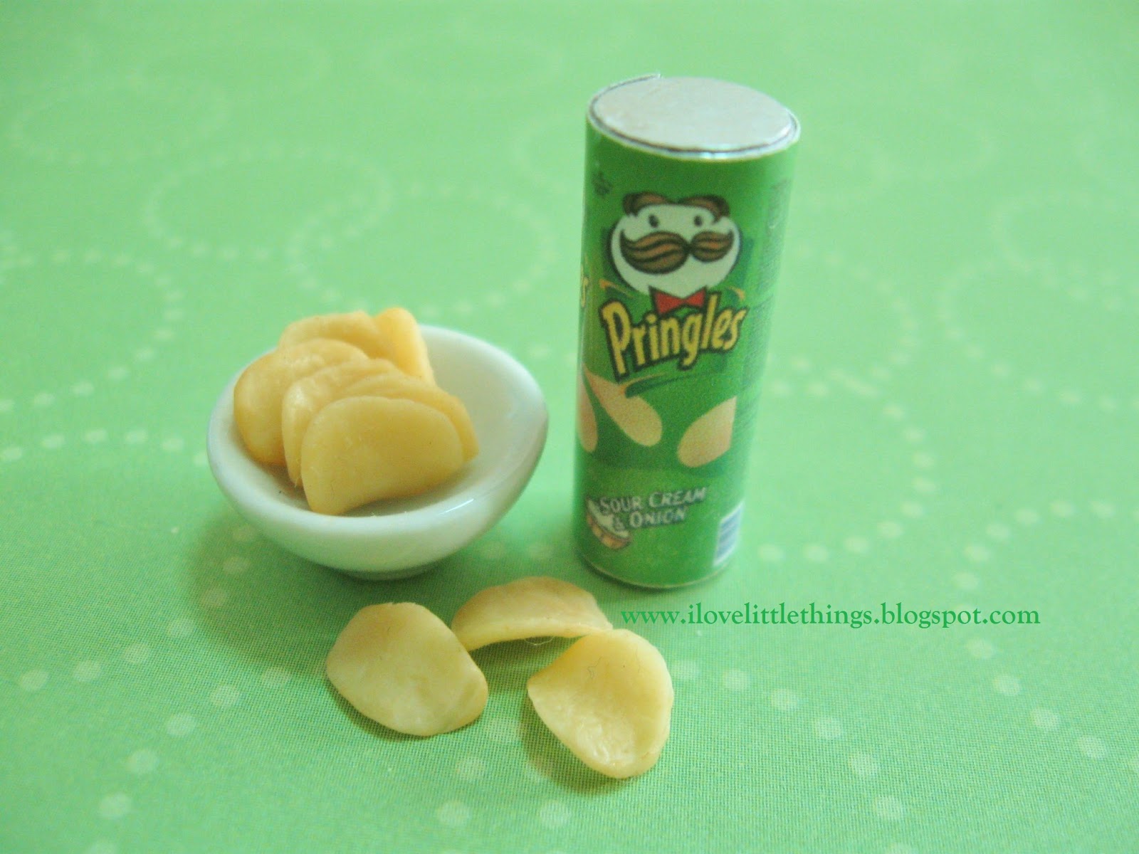 Miniatures by I Love Little Things: Miniature Pringles Potato Chips