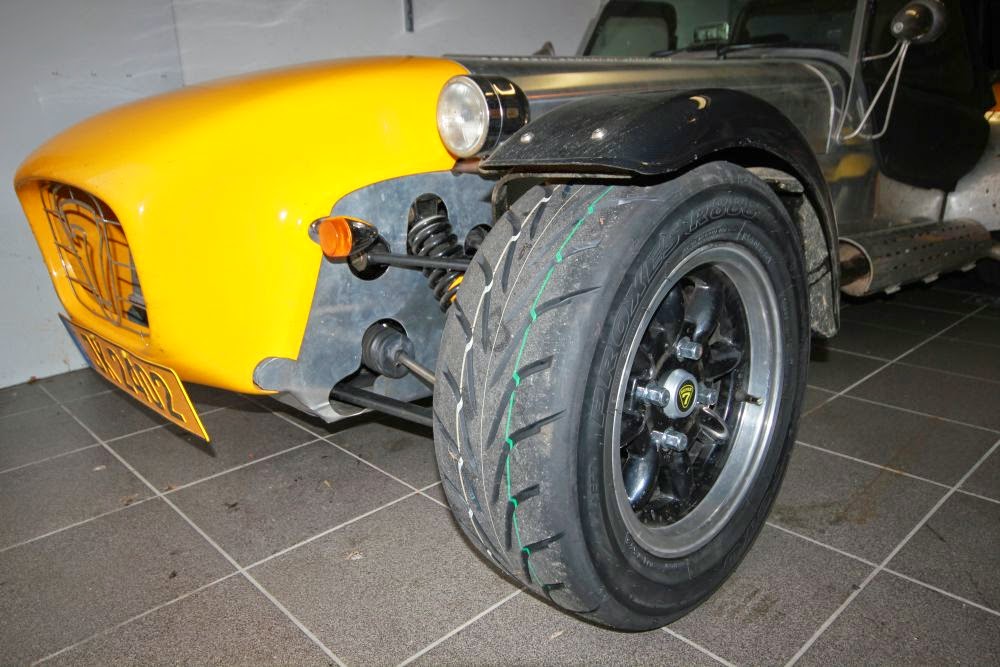 Jacob: Semi Slick Toyo Proxxes R888 185/60R13