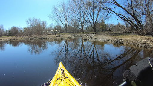 Slow Outdoors Ottawa: Spring Kayaking up rapids upstream of Jock River Park