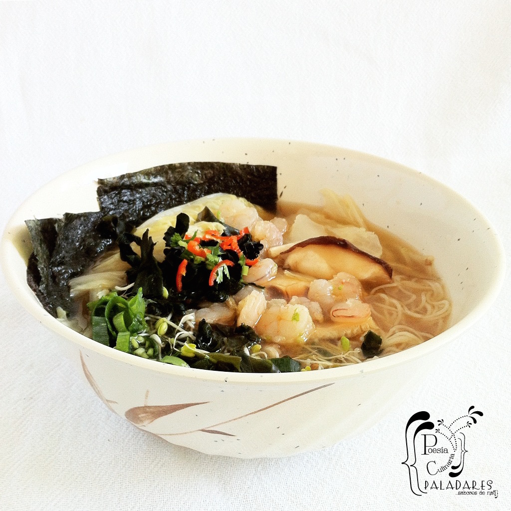 Poesía Culinaria . Sabores de Nati: Sopa de Noodles con sabor a mar ...