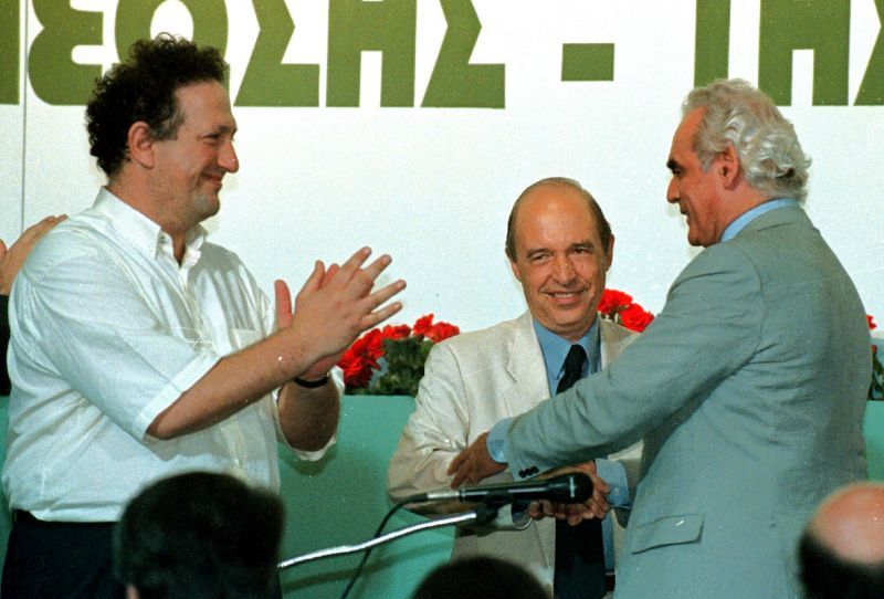 ΠΟΛΙΤΙΚΟΣ ΦΕΛΛΟΣ Ο ΤΣΟΧΑΤΖΟΠΟΥΛΟΣ... ΤΟ ΕΙΠΕ Η ΠΑΣΟΚΑ ΔΗΜΟΣΙΟΓΡΑΦΑ ...