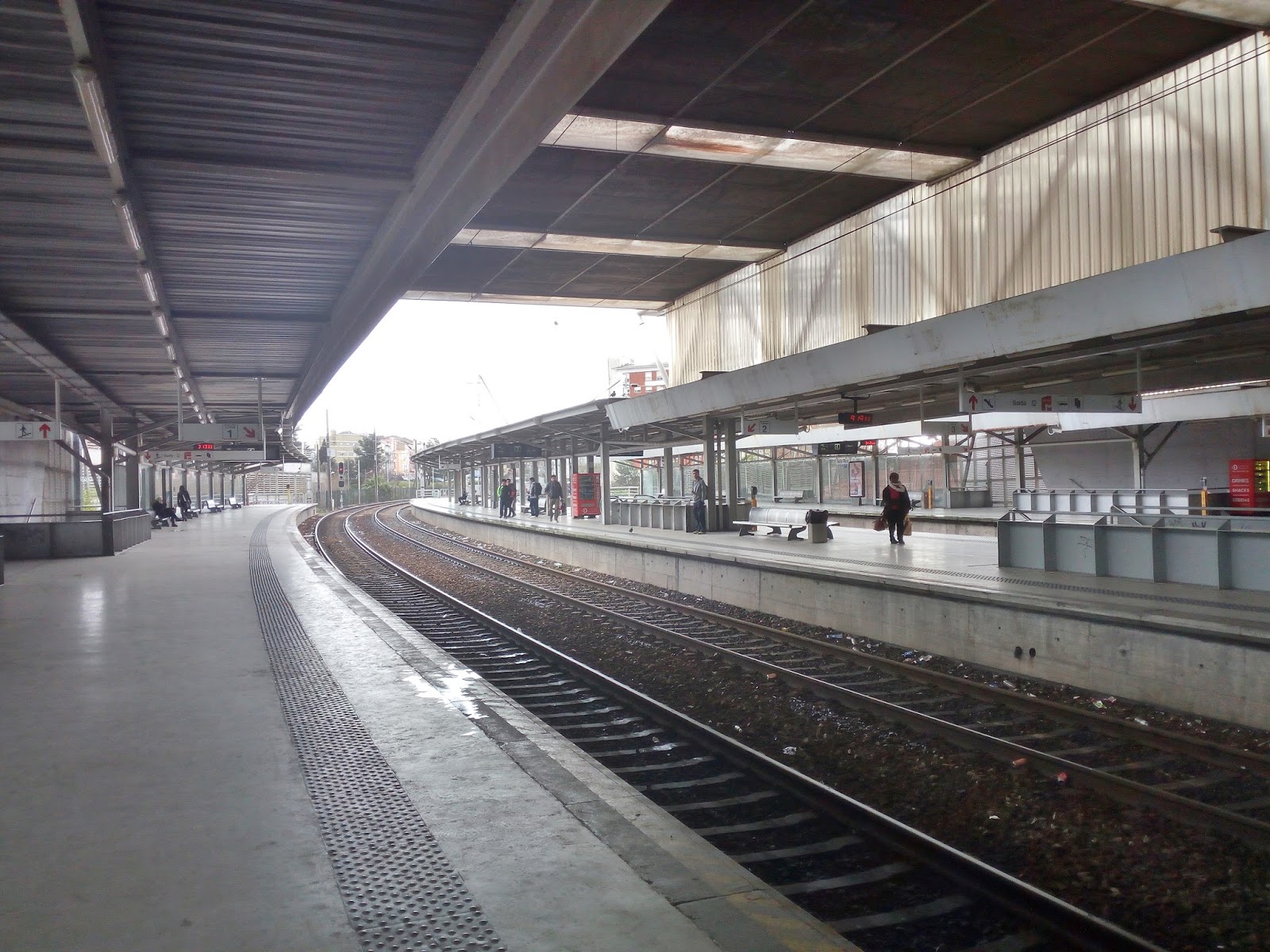 Viajar e descobrir: Portugal - Lisboa - Estação Ferroviária de Sete Rios