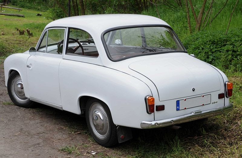 Two Stroke Cars: FSO SYRENA, TWO STROKE CAR FROM POLAND 1957-1983