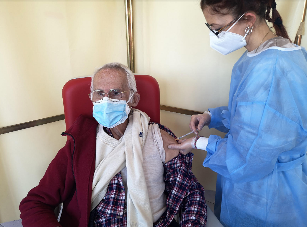 Vaccini anti Covid over 80: conclusione operazioni entro marzo Vaccini anti Covid over 80: conclusione operazioni entro marzo