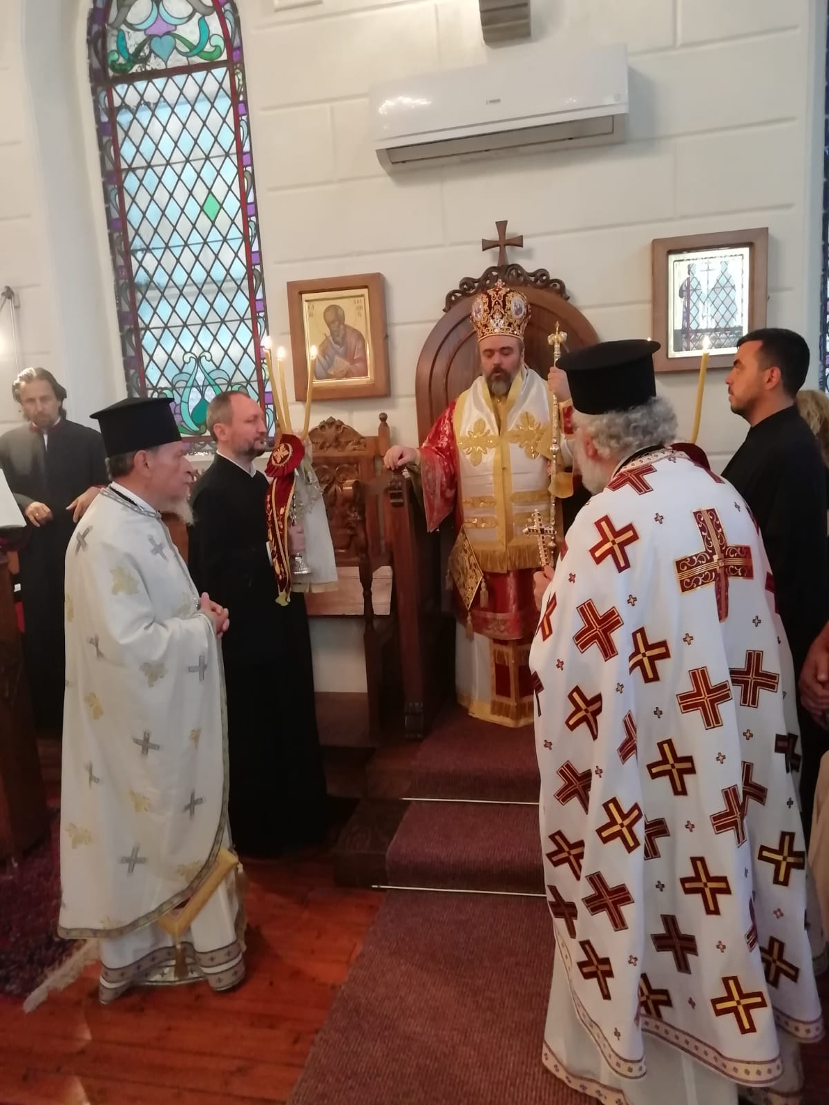 ΦΩΣ ΦΑΝΑΡΙΟΥ: Η ΓΙΟΡΤΗ ΤΗΣ ΠΕΝΤΗΚΟΣΤΗΣ ΣΤΗΝ ΣΜΥΡΝΗ (ΦΩΤΟ)