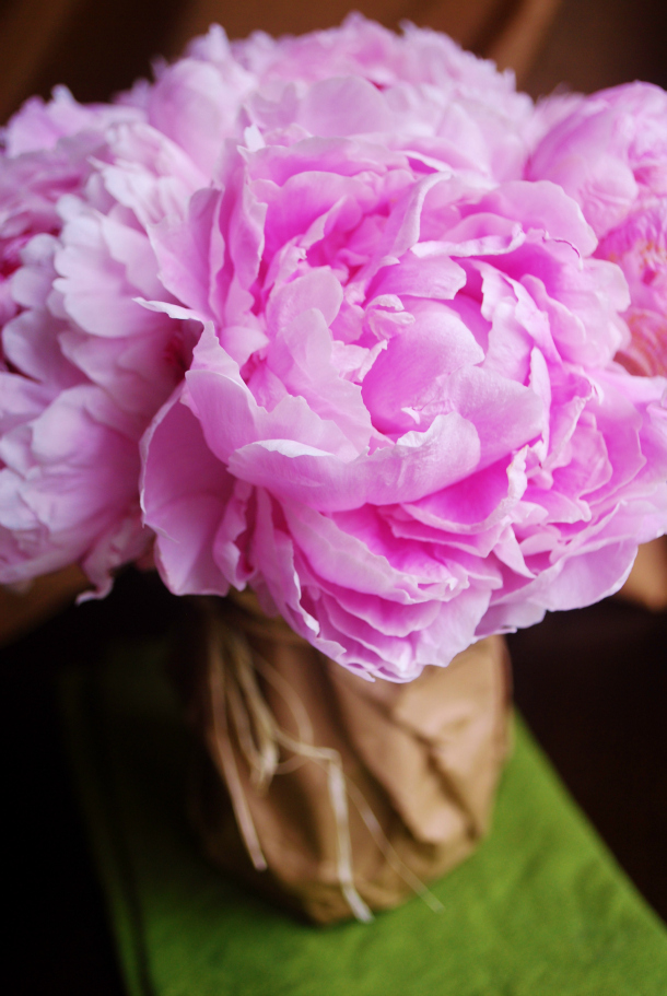 Weekend Living: Flowers in My Grocery Basket (Fresh Direct's Floral ...