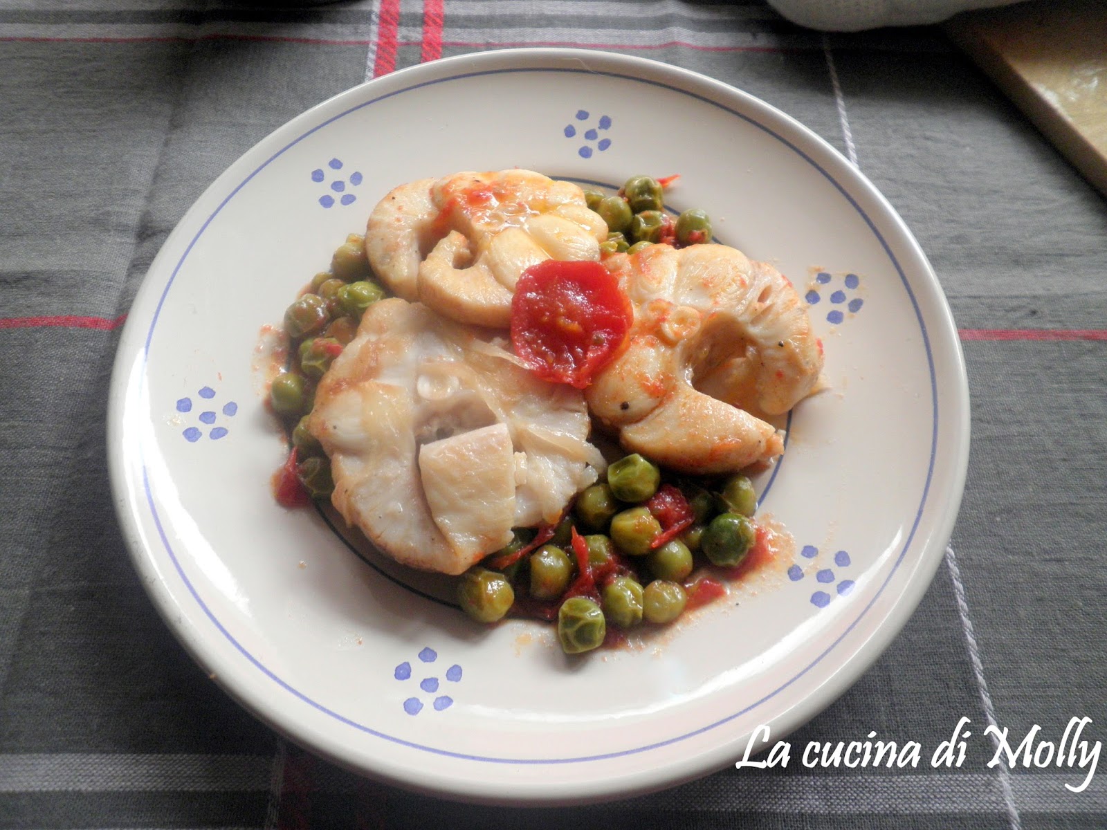 La cucina di Molly: PALOMBO CON PISELLI