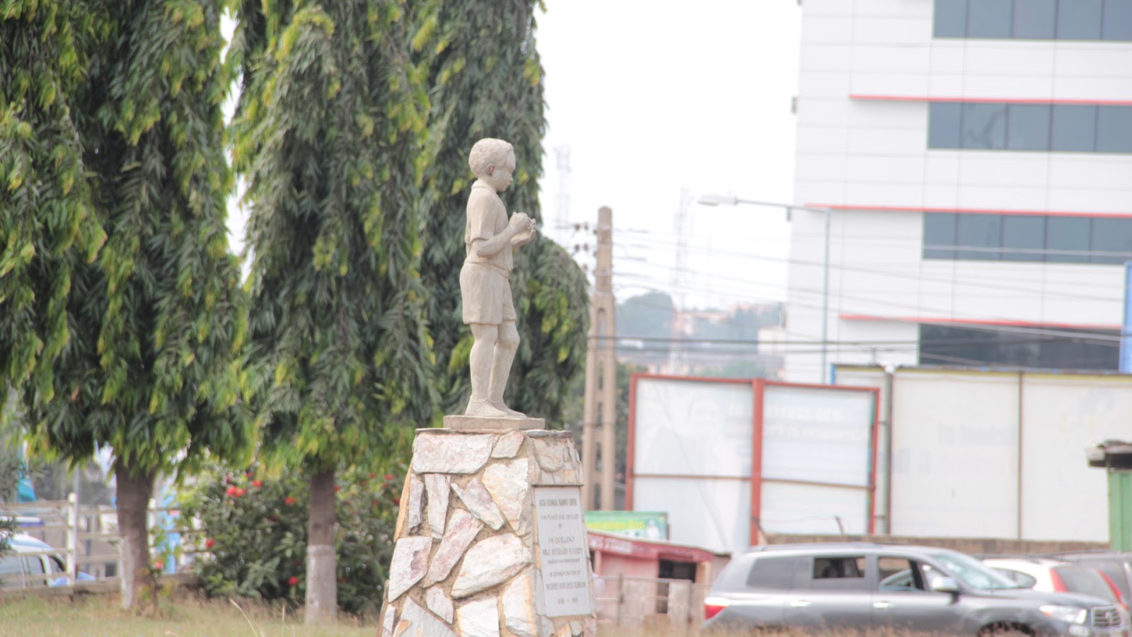 CAMPUS SNEAK AFRICA: A.T.T.C. in Ghana's beautiful Accra City.