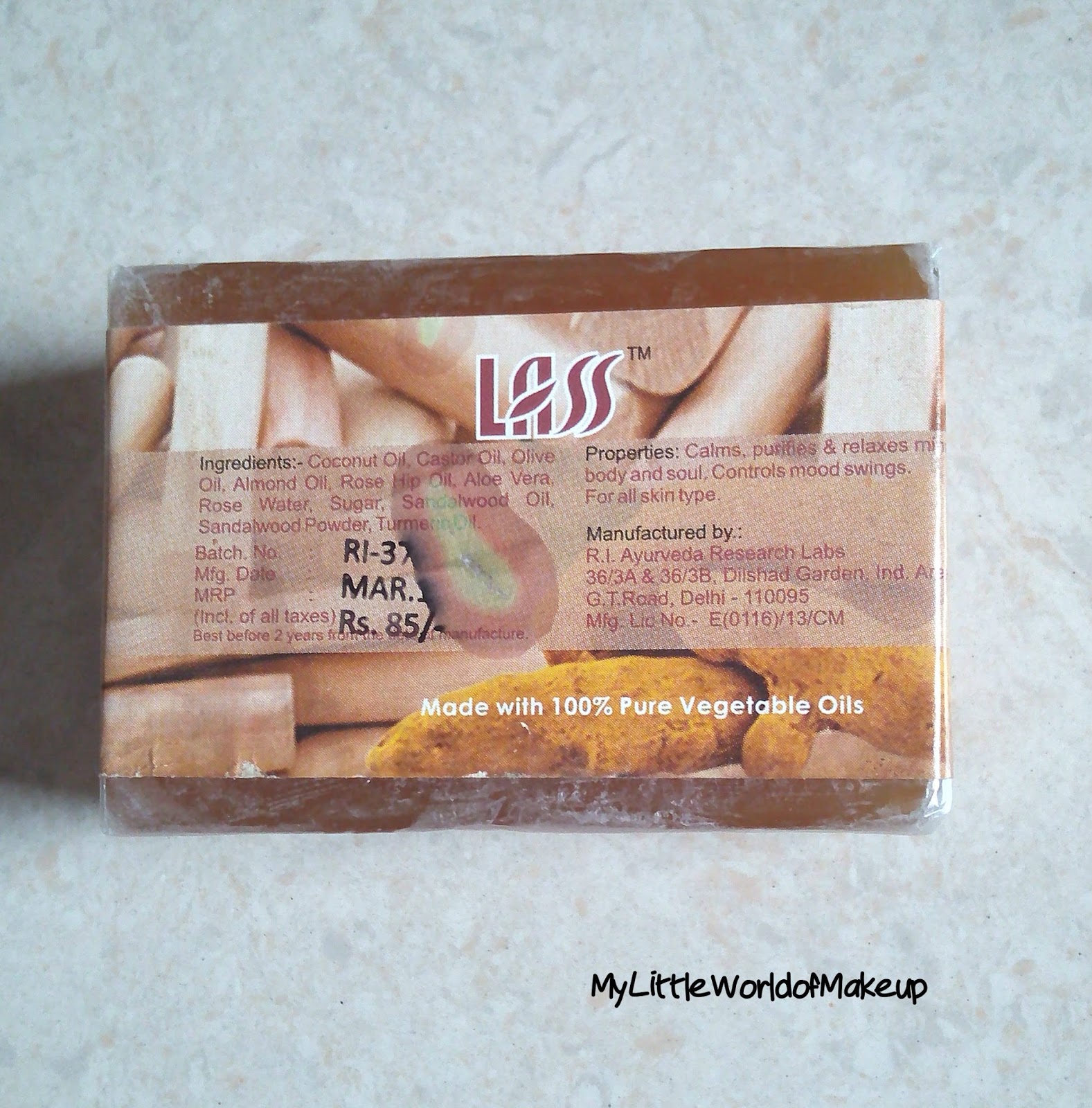 Lass Naturals Sandalwood & Turmeric Soap Review