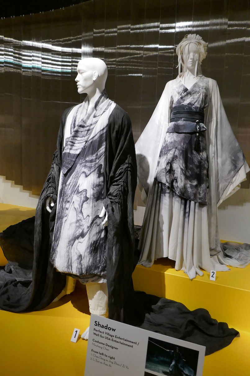 Hollywood Movie Costumes and Props: April 2020 Original film costumes ...