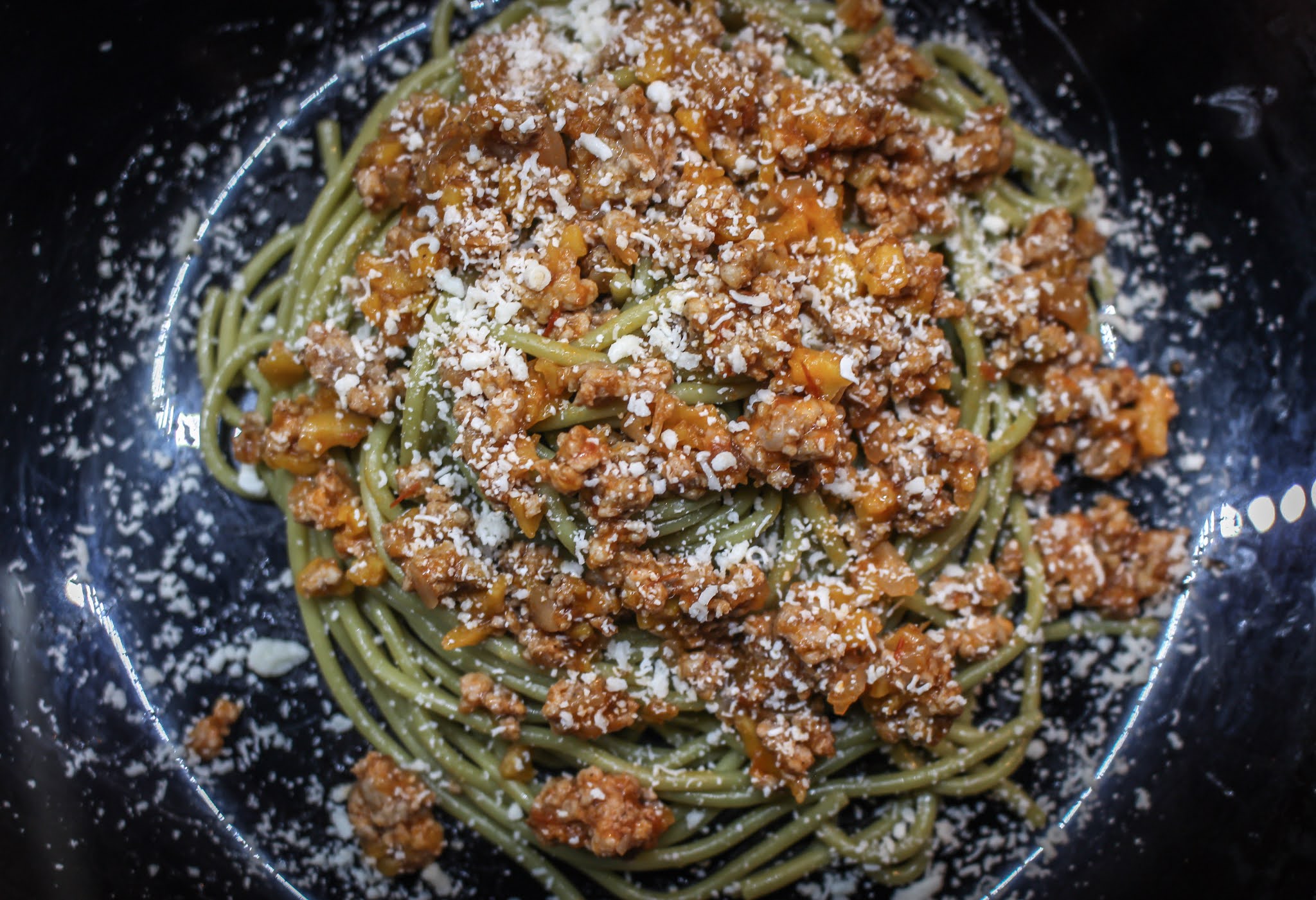 ΜΑΚΑΡΟΝΙΑ ΜΕ ΚΙΜΑ ΚΑΙ ΚΟΛΟΚΥΘΑ | PASTA WITH MINCED MEAT AND PUMPKIN ...