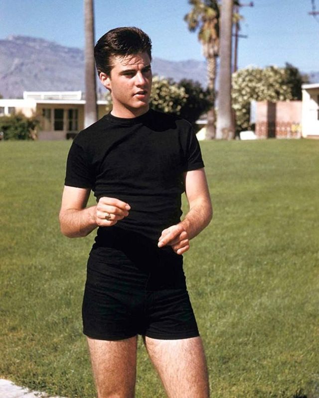 Ricky Nelson: One of the Biggest Teen Idols of the Late 1950s and Early ...