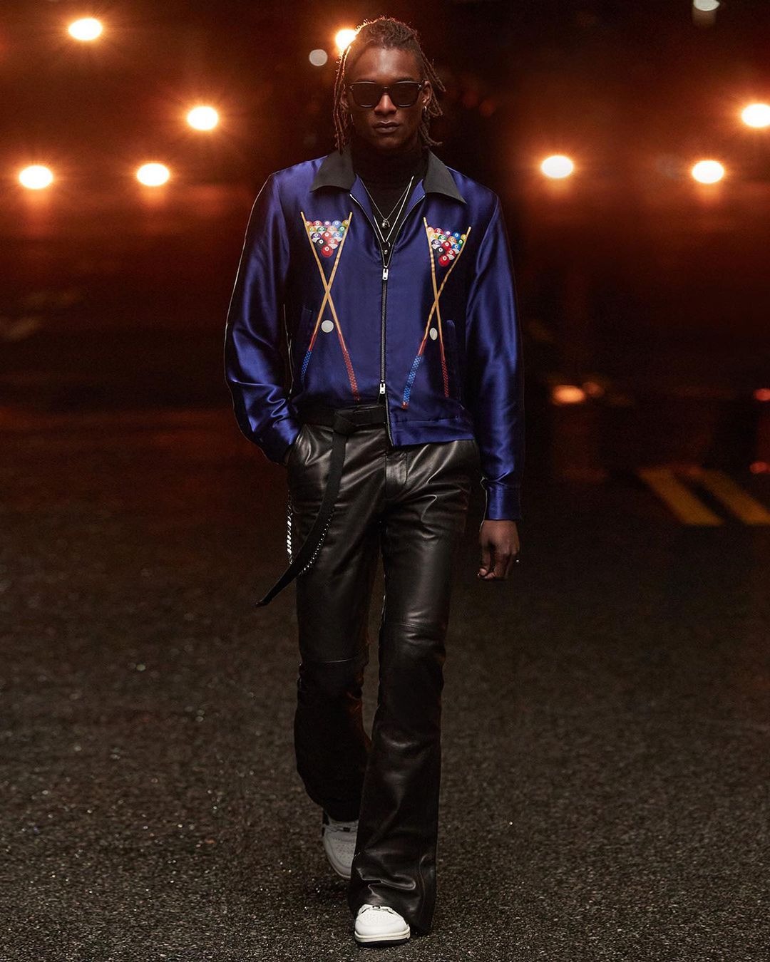 AMIRI lleva su colección de invierno 2021 al puente más popular de Los ...