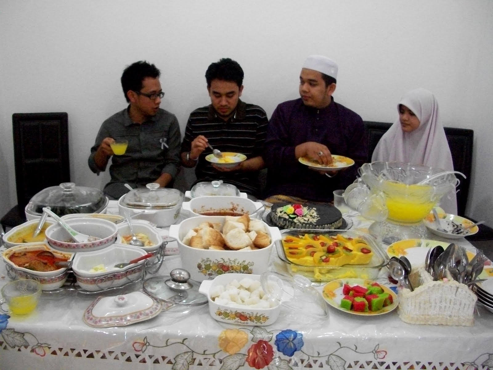 Pondok Rahmat: SAHUR,, SESIAPA YANG TERLEPAS SAHUR