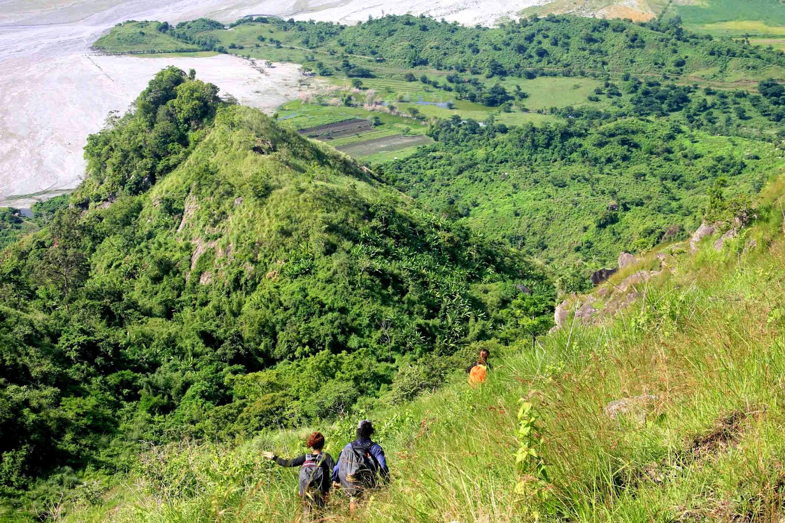 Travel Life: Mt. Telakawa & Capas National Shrine