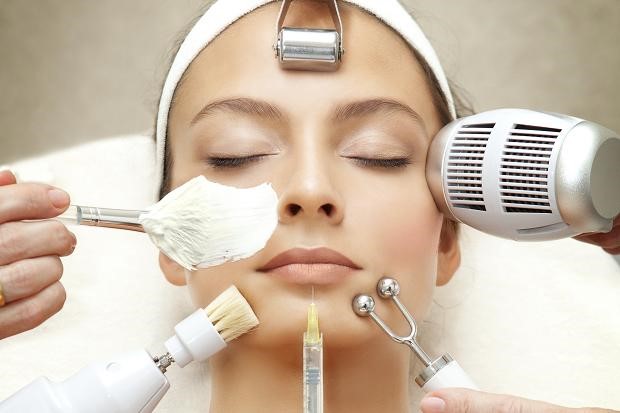 Top 10 Ten Tips To Get Fair Skin From Facial In Parlour
