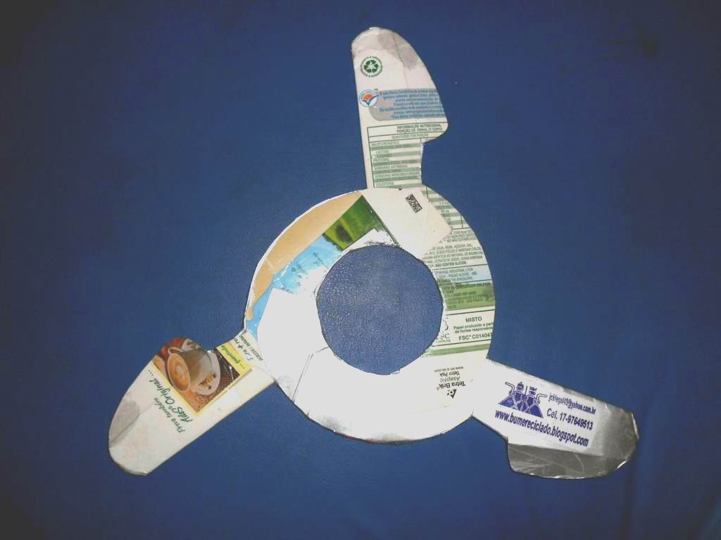 Bumerangue de Papel: Modelos atuais de bumerangue de papel