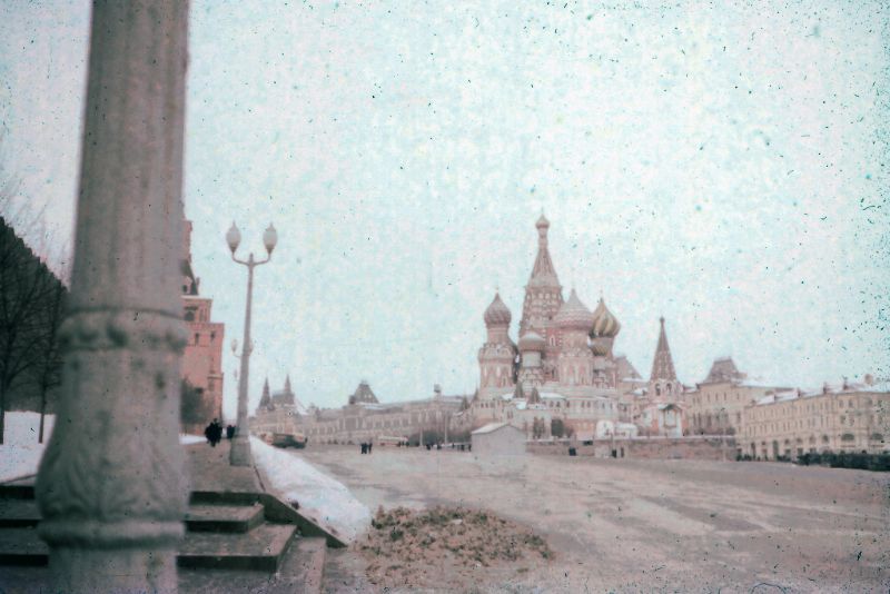 40 Fascinating Color Photos Capture Street Scenes of Moscow in the Mid ...