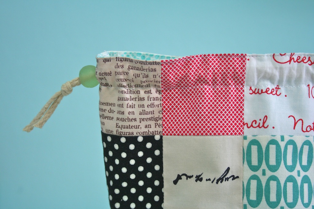Patchwork Drawstring Bag Tutorial ~ DIY Tutorial Ideas!
