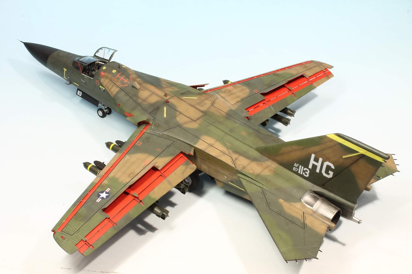 Istvan Michalko's scale models: F-111A Aardvark 67-113, Vietnam, august ...
