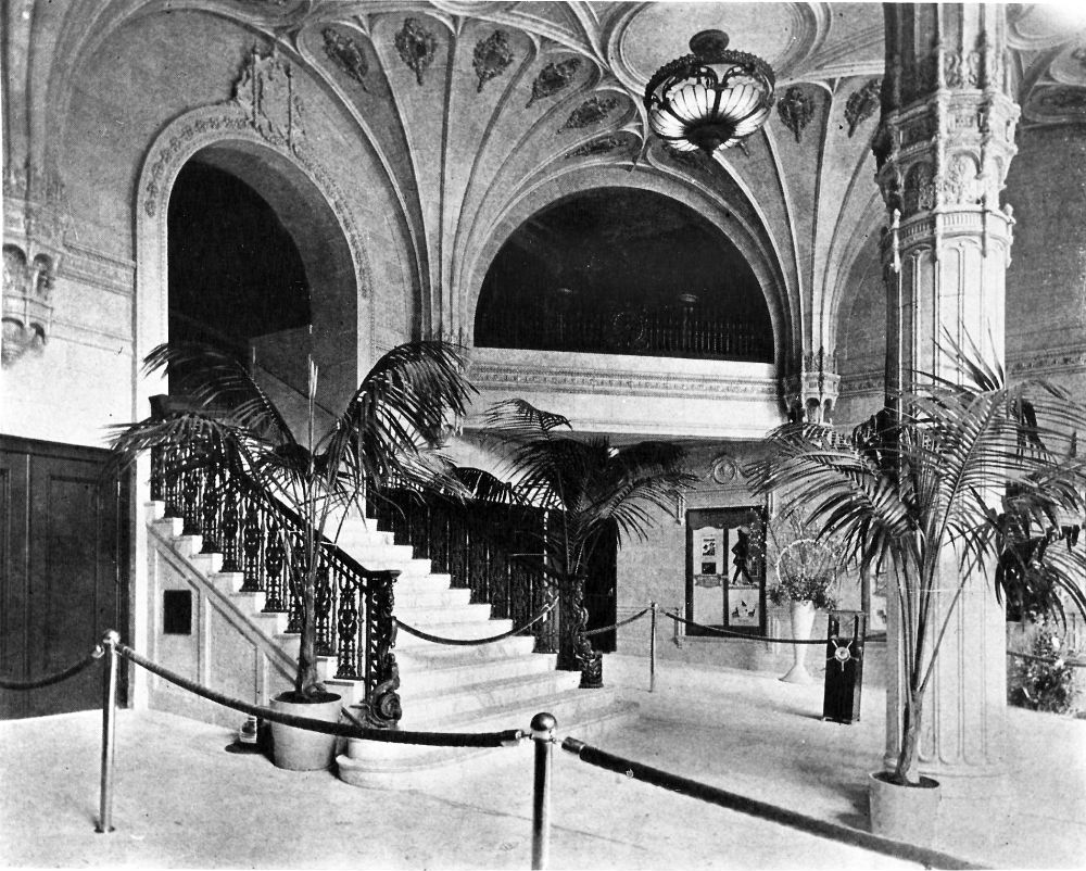 San Francisco Theatres: The Golden Gate Theatre - interior