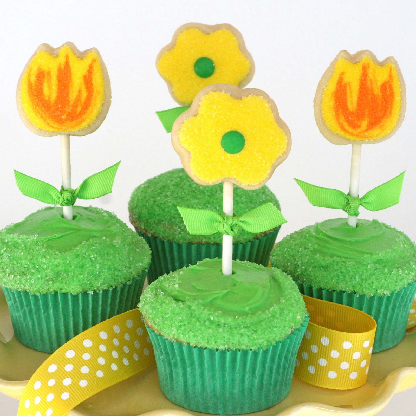 Glorious Treats Cupcake Decorating