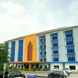 SUCITRO: FEB UIN JAKARTA (KAMPUS BARU FEB UIN)