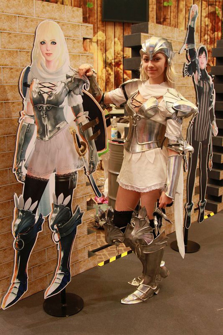 Vindictus Cosplay with Stunning Cosplay Costume - MyAnimeGirls 2014