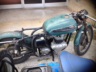 Thrash 'em Motorcycles. Thoughts, opinions and other drivel about ...