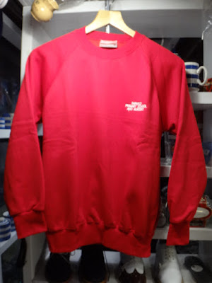 BRITISH EQUIPMENT PUBLISHING BLOG: Red Sweater Of Farmilo Primary ...